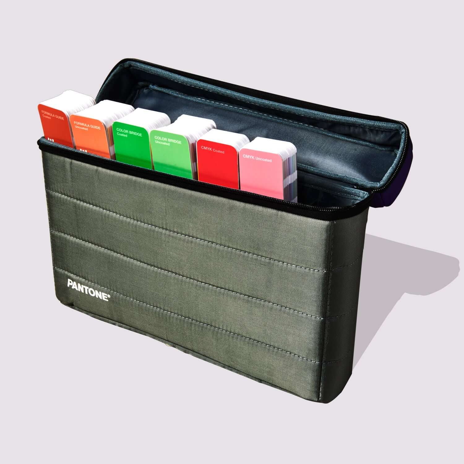 Pantone Essentials Guide Set | Planetecouleur.com